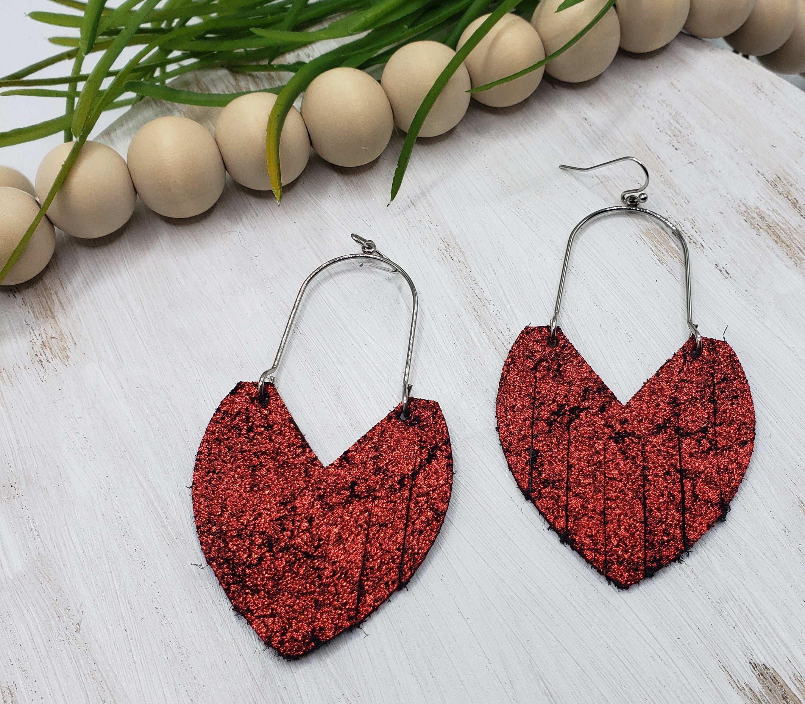 Holiday – Dakota Craftd